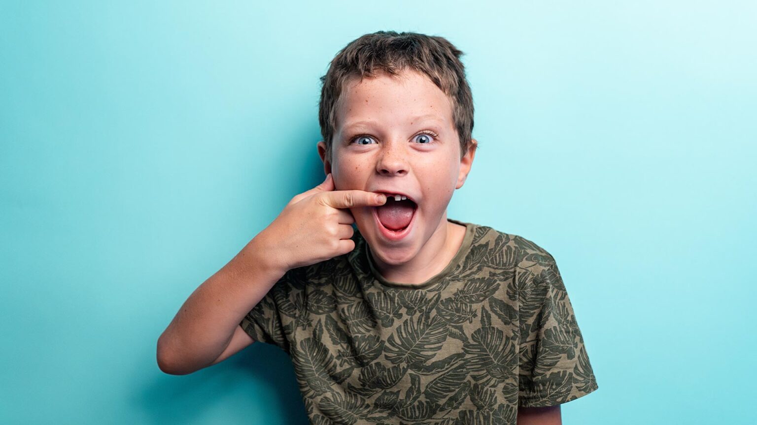 Losing Primary Teeth (Baby Teeth): What to Expect and When